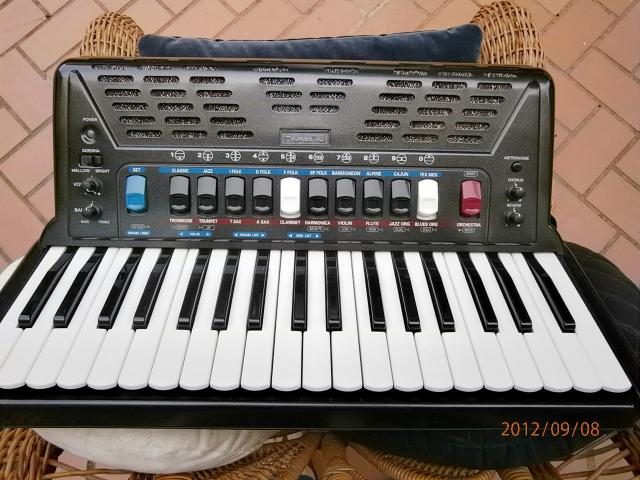 Acordeon Digital Roland 120 FR-3s Grey 64 Vozes Preto (MIDI) 8,30 kg ...