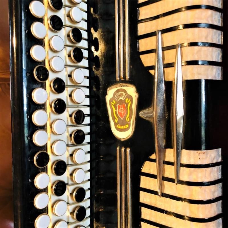 Acordeon Cromático ETUDE 100x55 Bayan Russian B Griff 3ª Voz Preto = R ...